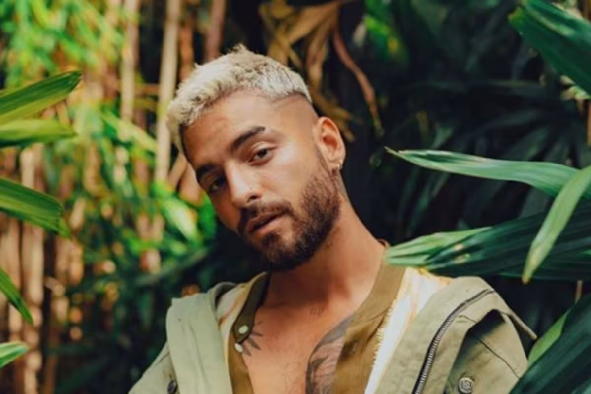 Así luce Maluma como embajador de Versace, para la colección primavera ...