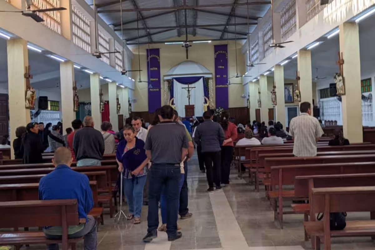 Miércoles de Ceniza: Celebran primera misa de la Cuaresma en la Zona ...