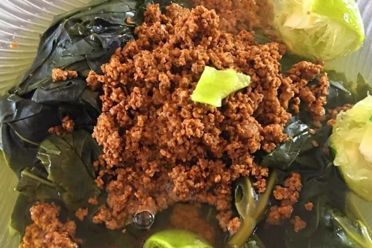 Cuatro platillos yucatecos para preparar con chaya - PorEsto