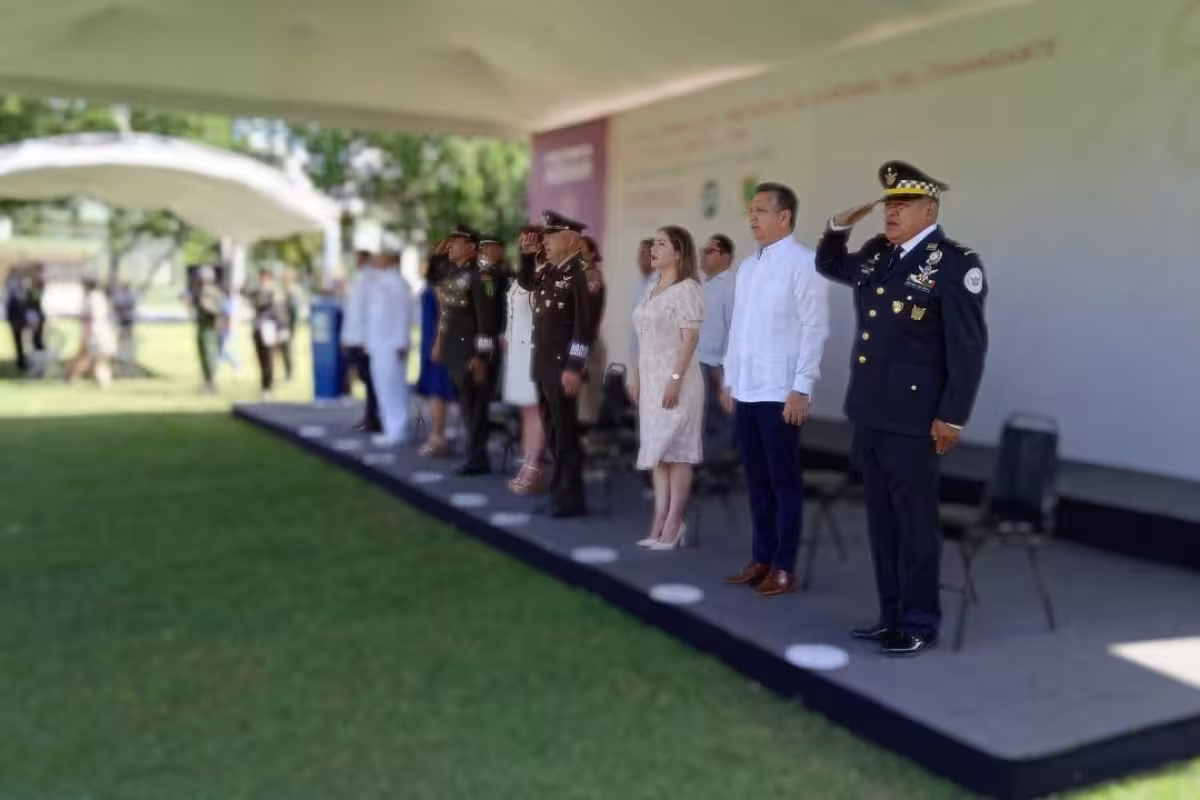 Horacio Flores toma posesión de la 32 Zona Militar de Mérida: EN VIVO - PorEsto
