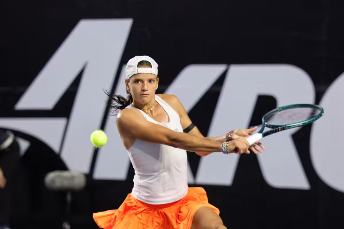 Arango se convierte en la primera semifinalista del continente en el ...