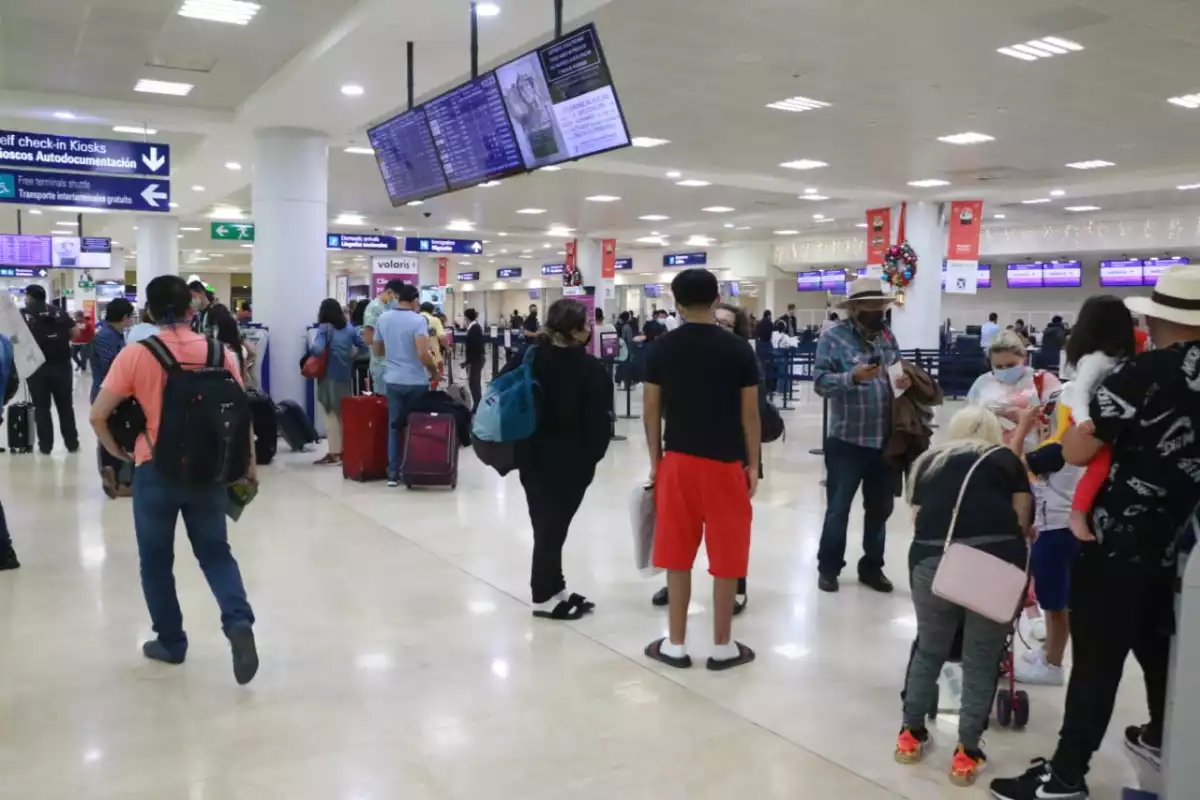 Aeropuerto Internacional de Cancún: aumenta afluencia de pasajeros - PorEsto