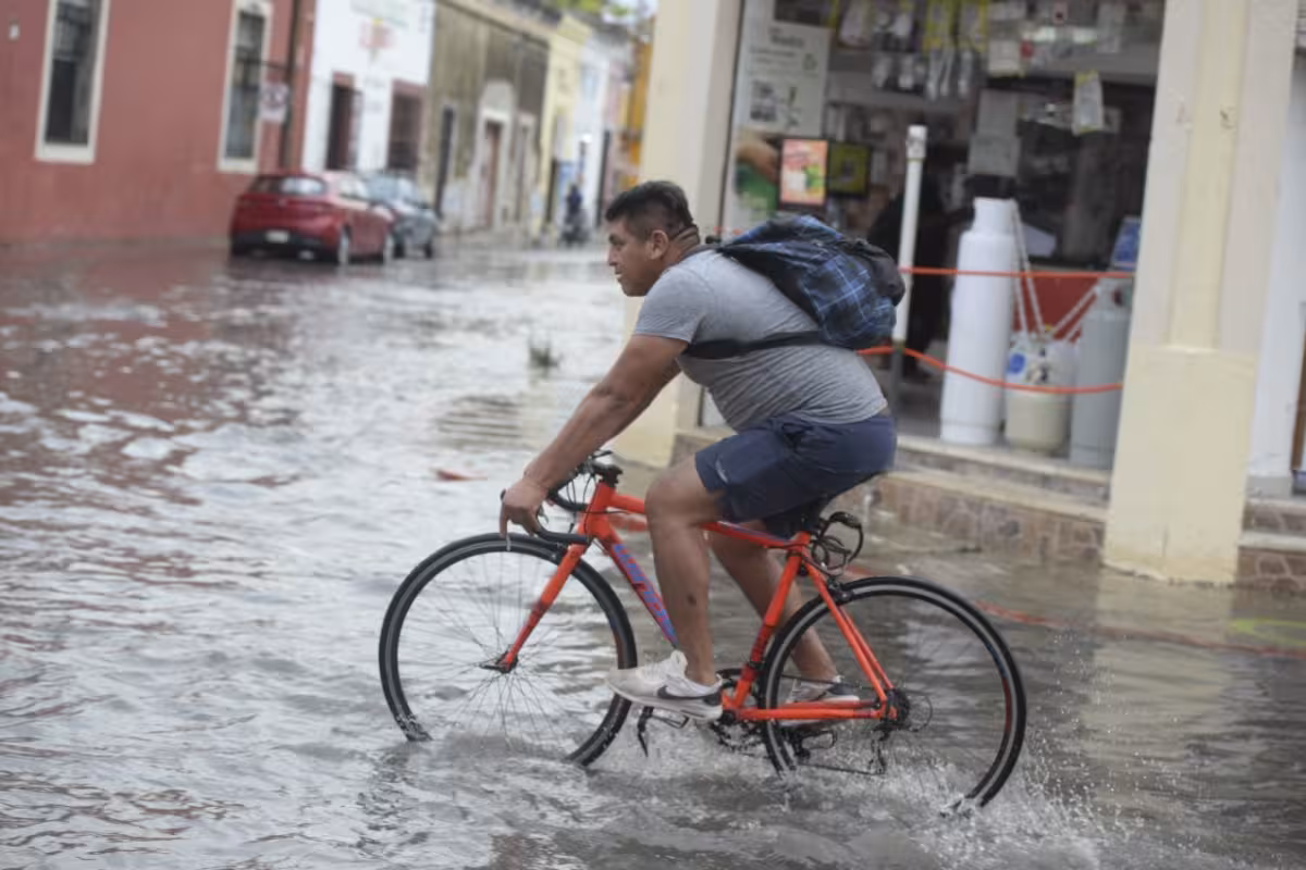 Clima en Mérida 3 de noviembre: Huracán Lisa mantendrá fuertes lluvias ...