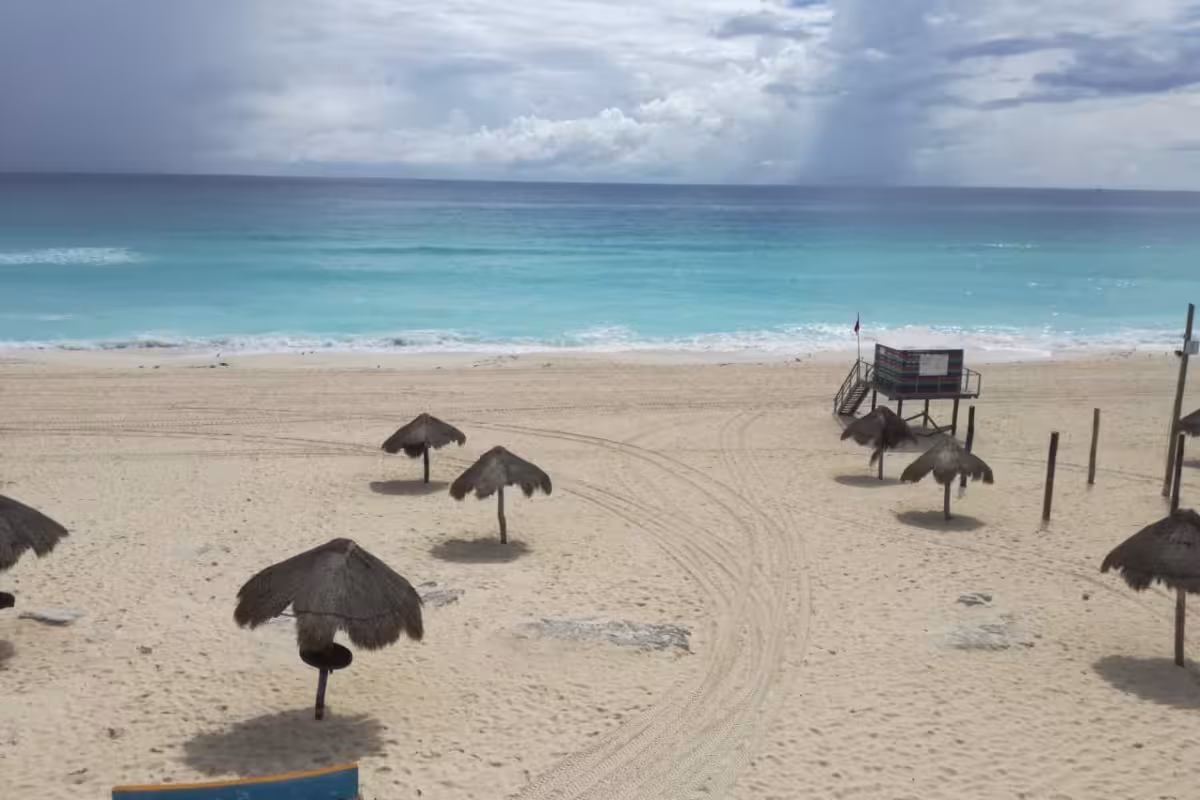 Clima en Cancún: Canal de baja presión generará lluvias en la Península ...