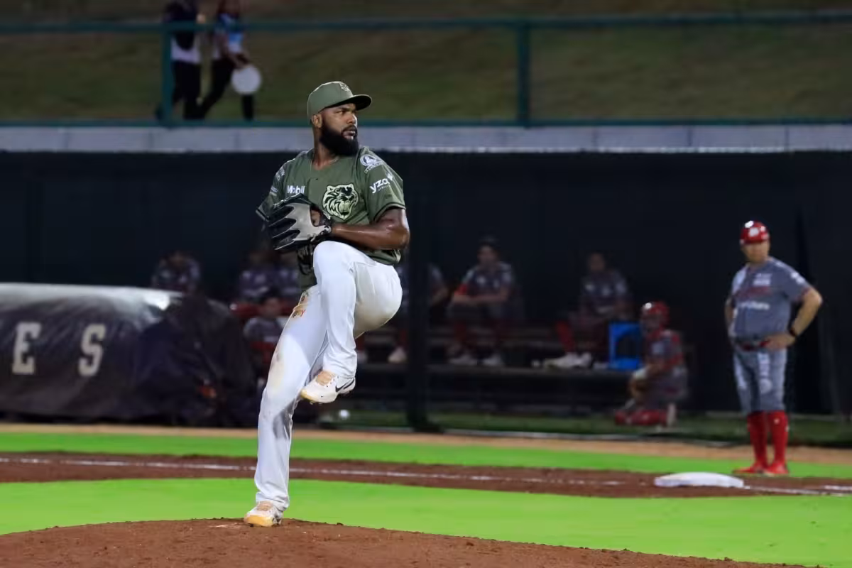 José Adames, el 'Huracán' que regresa a los Tigres de Quintana Roo ...