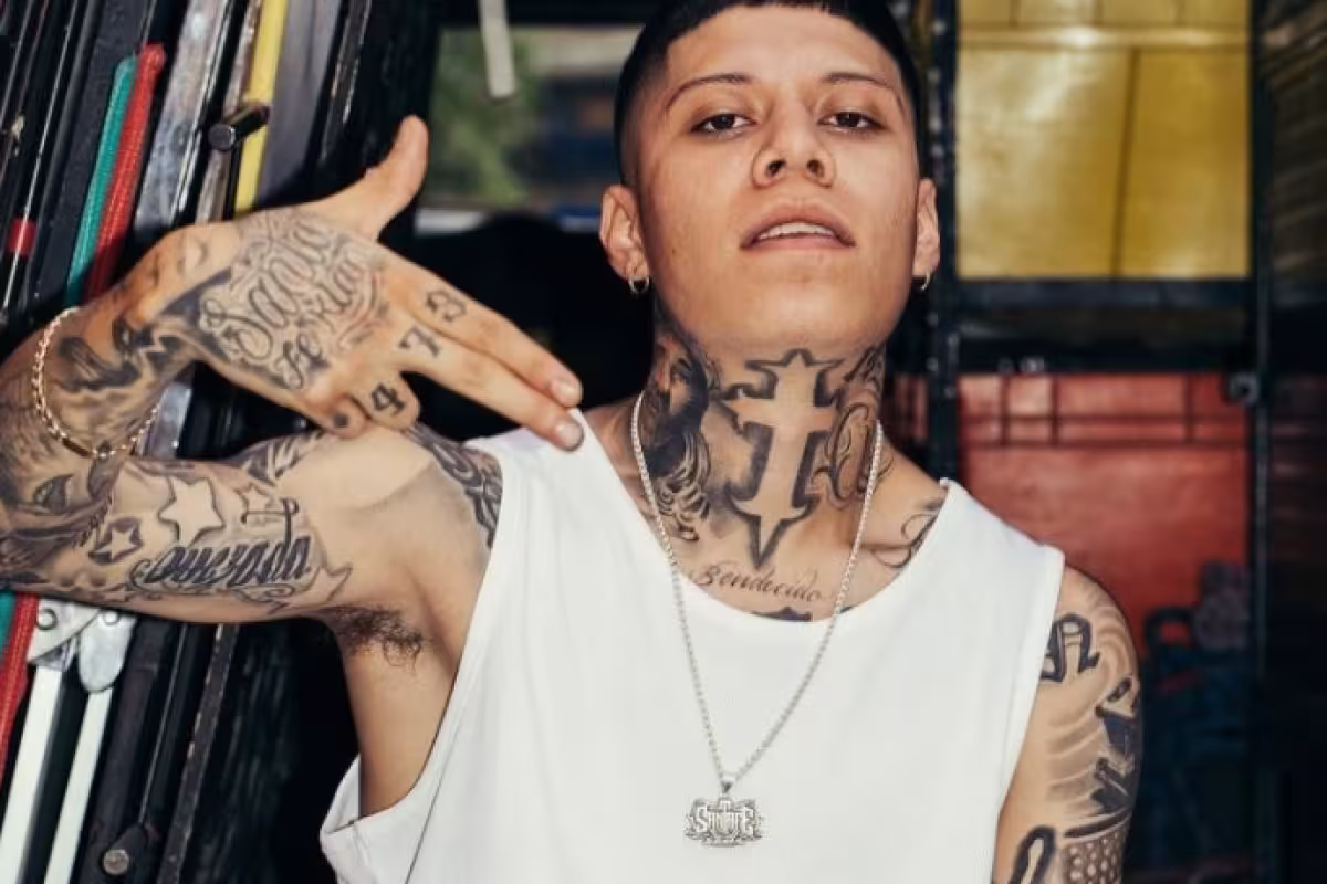 Santa Fe Klan Muestra Por Primera Vez El Rostro De Su Bebé Video Poresto 6095