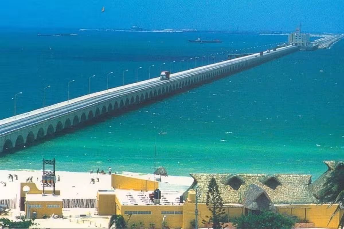 Yucatán tiene el muelle más largo del mundo en Progreso - PorEsto