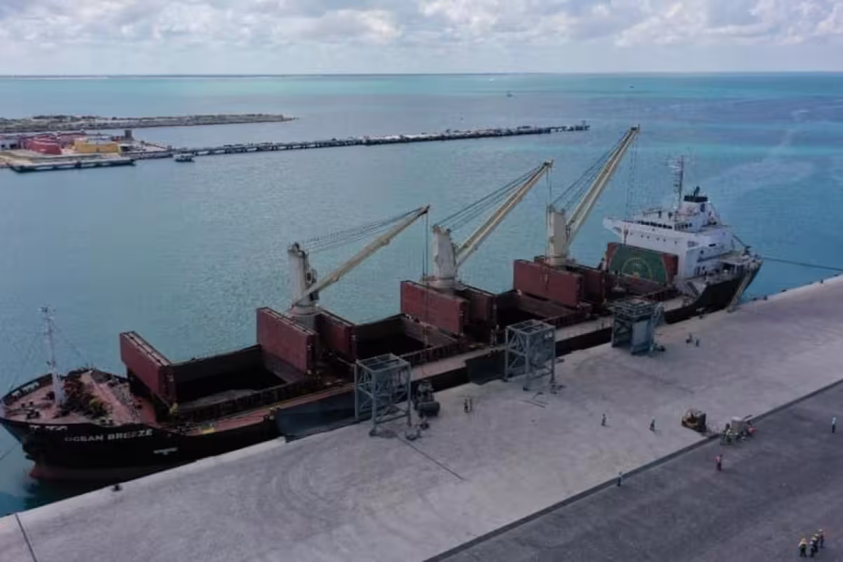 Llegan a Progreso más de 13 mil toneladas de balasto para el Tramo 4 ...