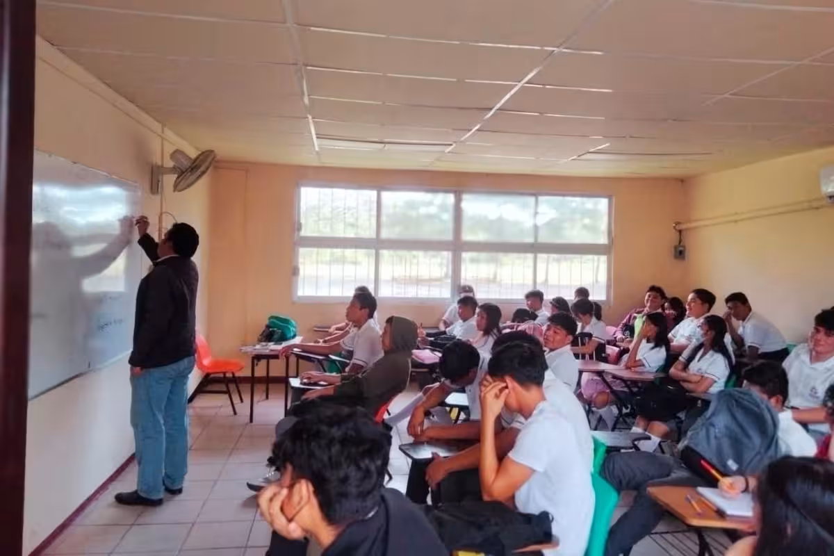 Aumenta matrícula en el COBACAM por crisis económica en Carmen ...