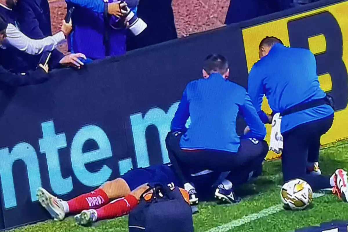 Lucas Ocampos abandonó partido al tercer minuto tras lesión muscular ...