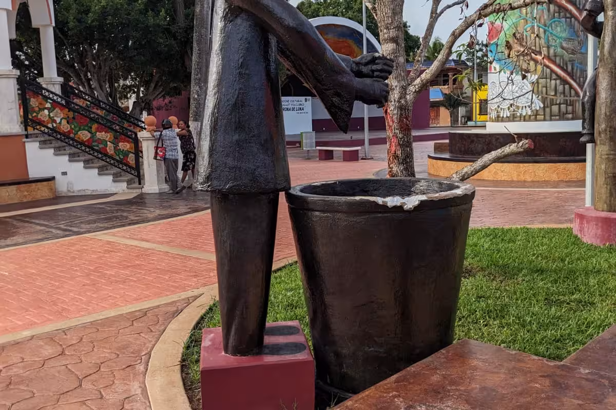 Resguardan la otra figura del chiclero perol en José María Morelos ...