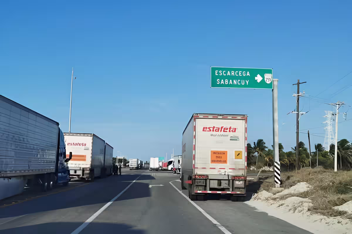 Exigen reductores de velocidad en entronque de Sabancuy para prevenir ...