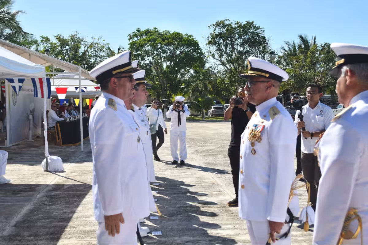 Guadalupe Bernal Méndez, nuevo comandante de la Séptima Zona Naval en ...