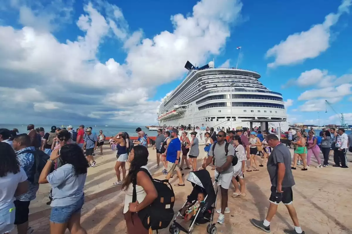 “Amarran” más arribos de cruceros con mejoras al Puerto de Altura de ...