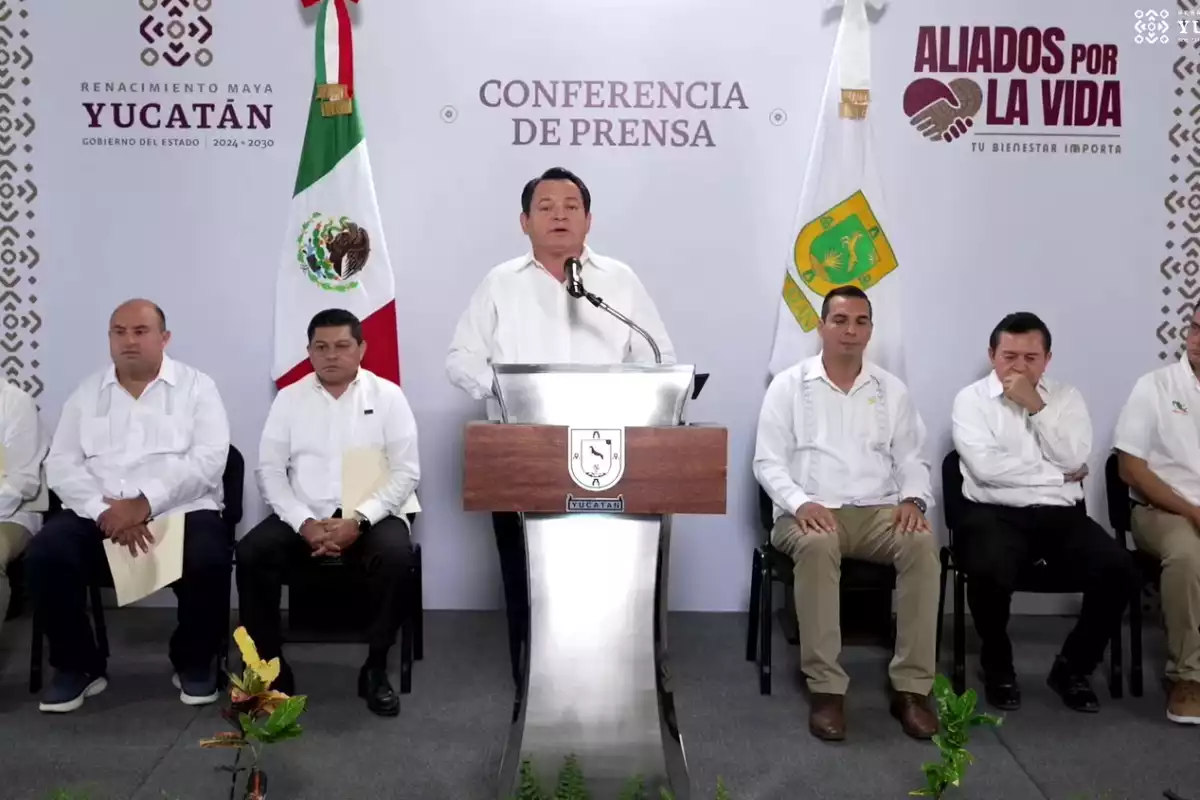 Gobierno de Yucatán anuncia beneficios para los 40 mil maestros sindicalizados - PorEsto