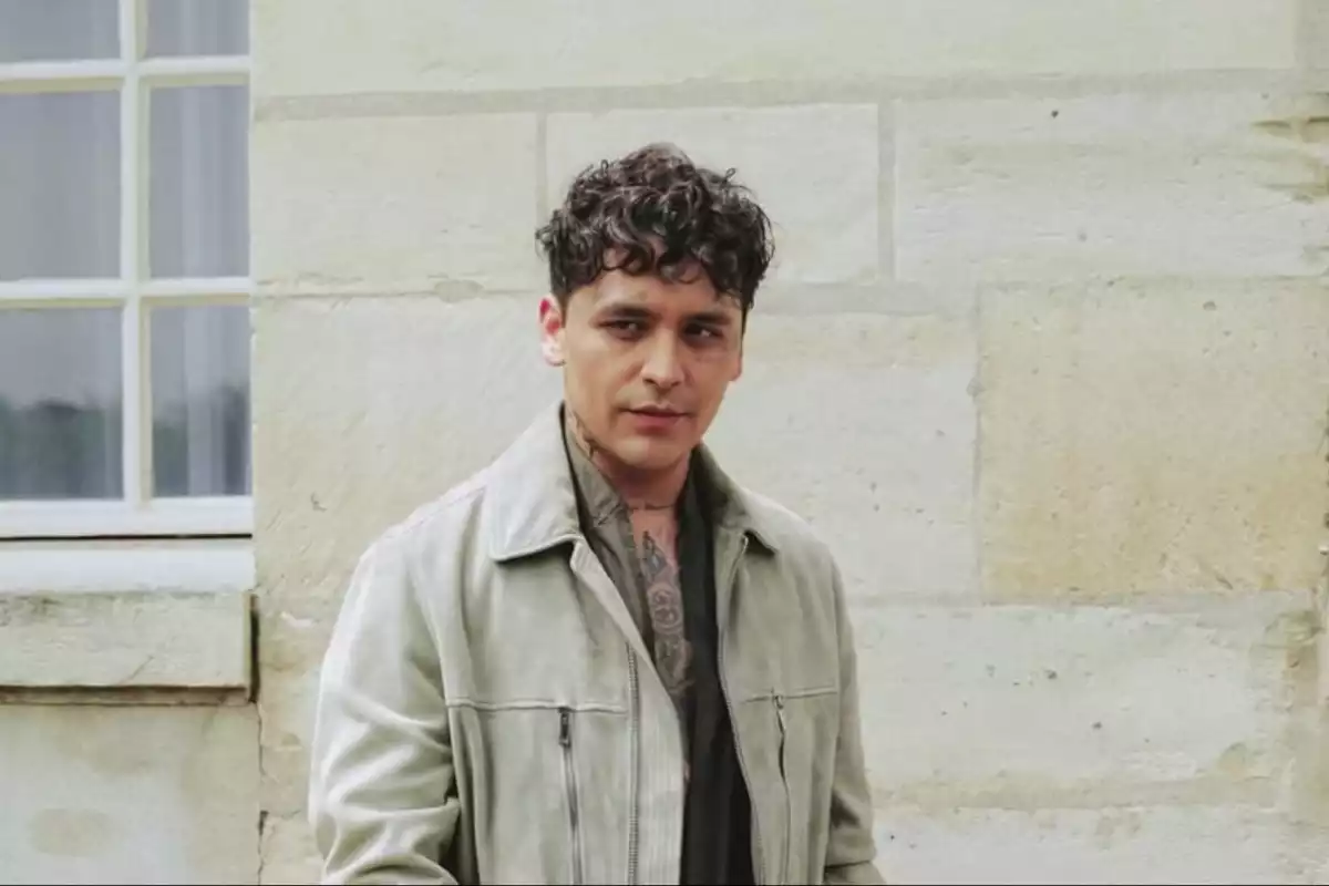 Esto dice la nueva canción de Christian Nodal ‘Contigo al cielo’, tema ...