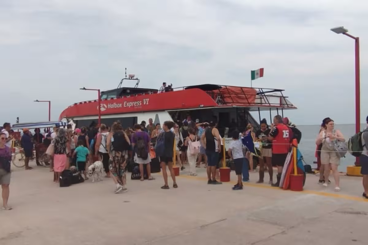 Evacúan a casi dos mil personas de Holbox ante el paso del Huracán ...