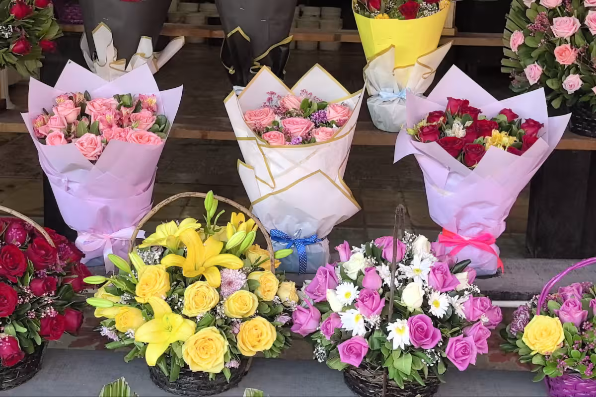"Todo sube, todo se marchita": Flores más caras y menos duraderas ...