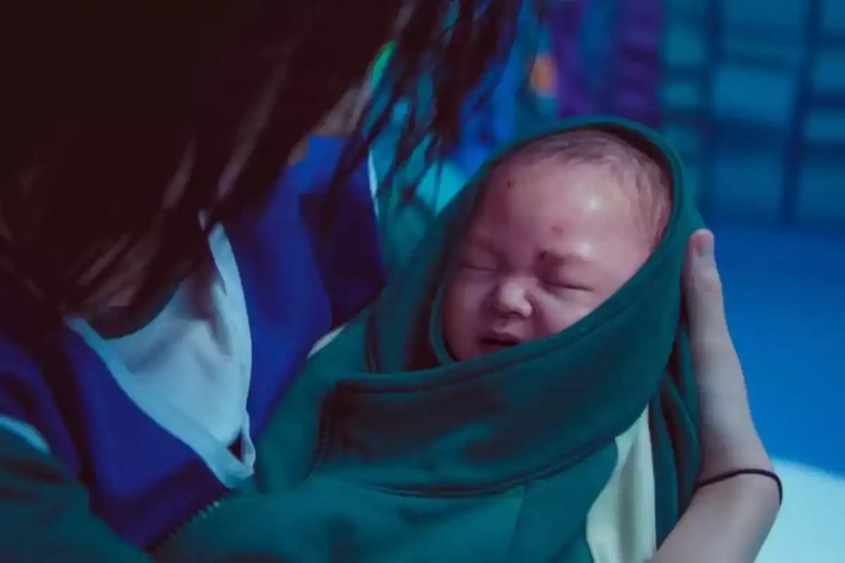 ¿Es real el bebé que sale en El Juego del Calamar 3?; revelan la verdad ...