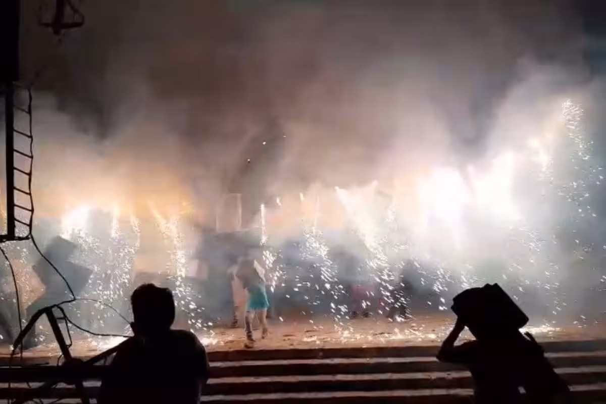 Tradición y alegría: Juventud Católica deslumbra con toritos y ...