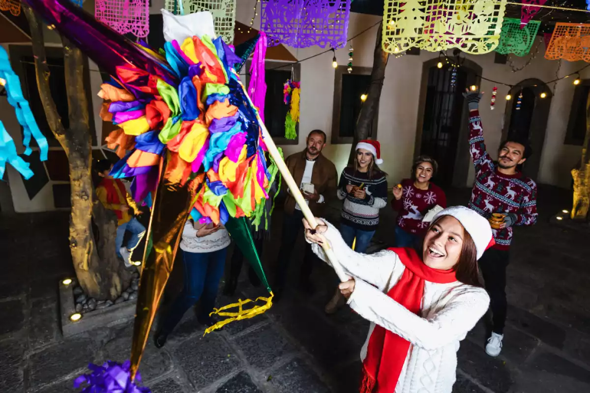 Posadas navideñas: Descubre el misterioso significado de la piñata de 7 picos - PorEsto