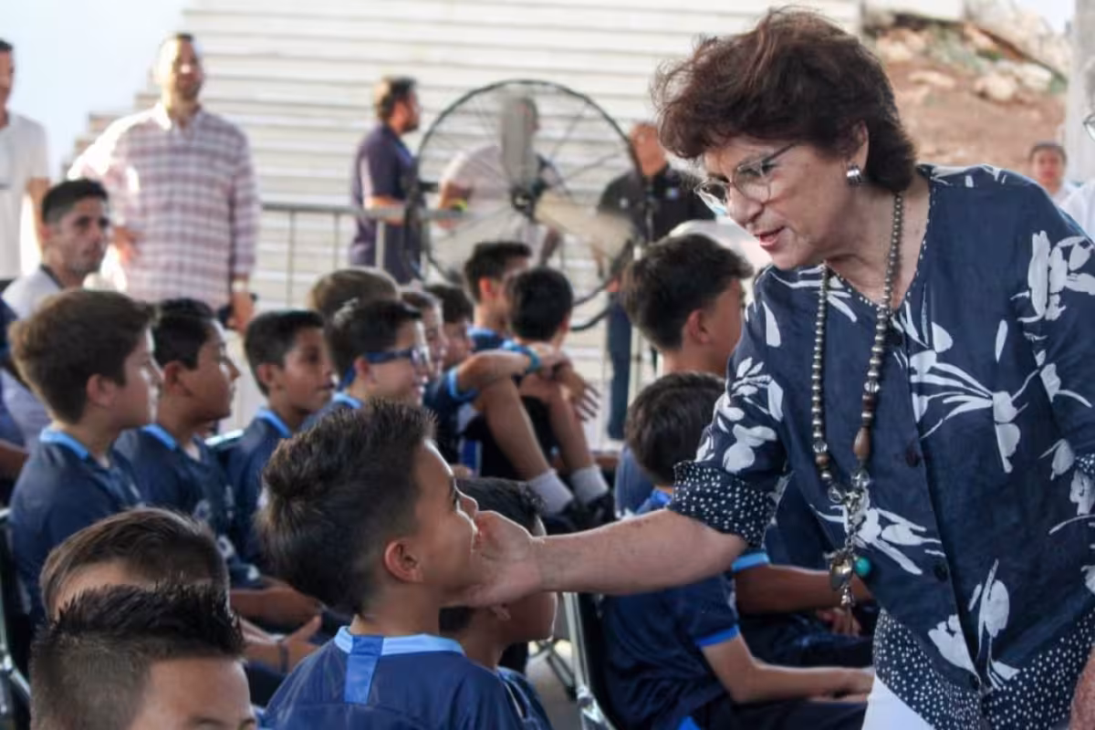 María Fritz Sierra respalda a futbolistas yucatecos que participarán en ...