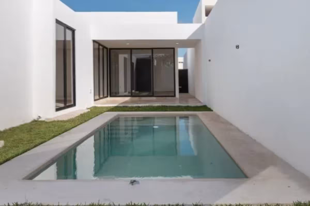 ¿Cuánto cuesta una residencia en Mérida con alberca? Por esta razón ...
