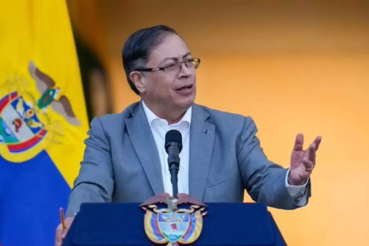 Petro reconoce apoyo “contundente” de Maduro contra el narcotráfico en ...