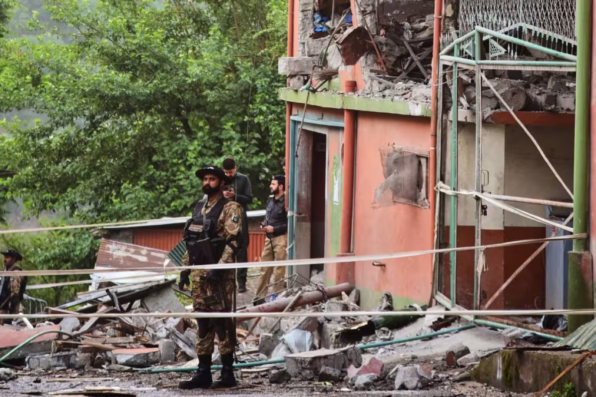 India y Pakistán al borde de la guerra, tras ataques aéreos que dejaron ...