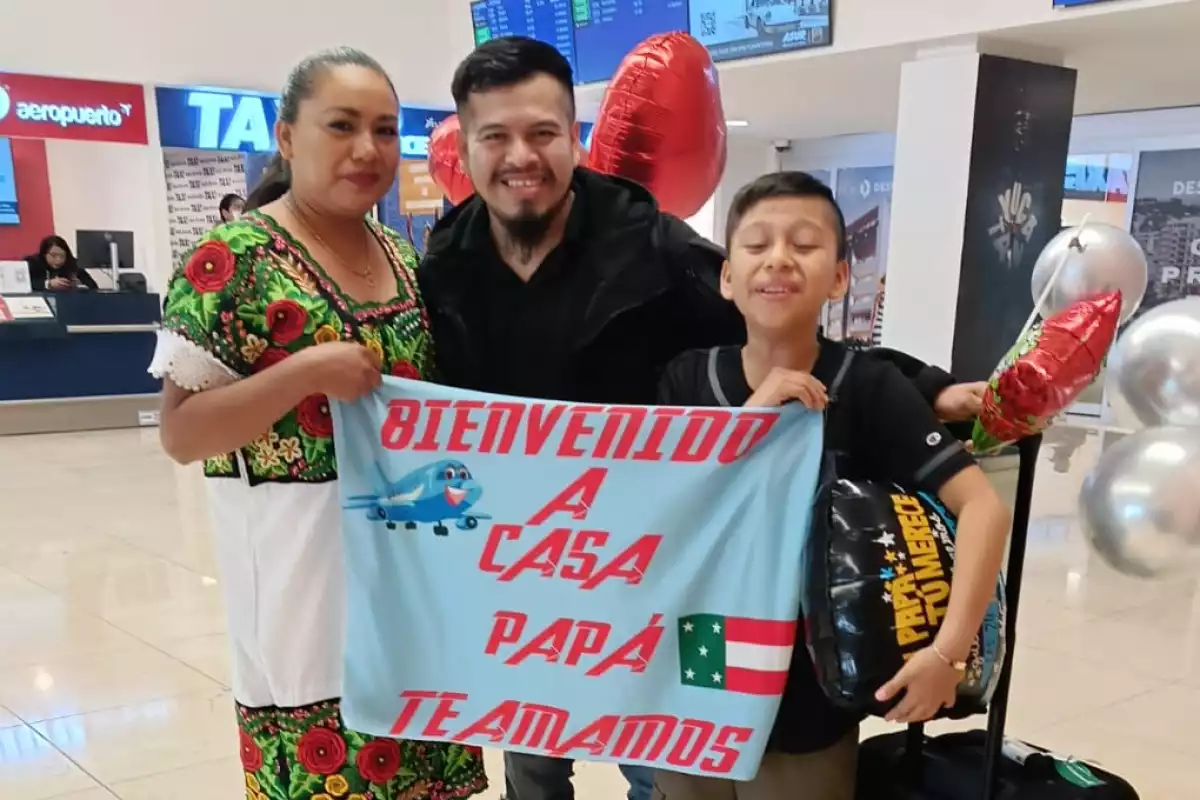 Dan emotiva bienvenida a un migrante yucateco en el aeropuerto de ...