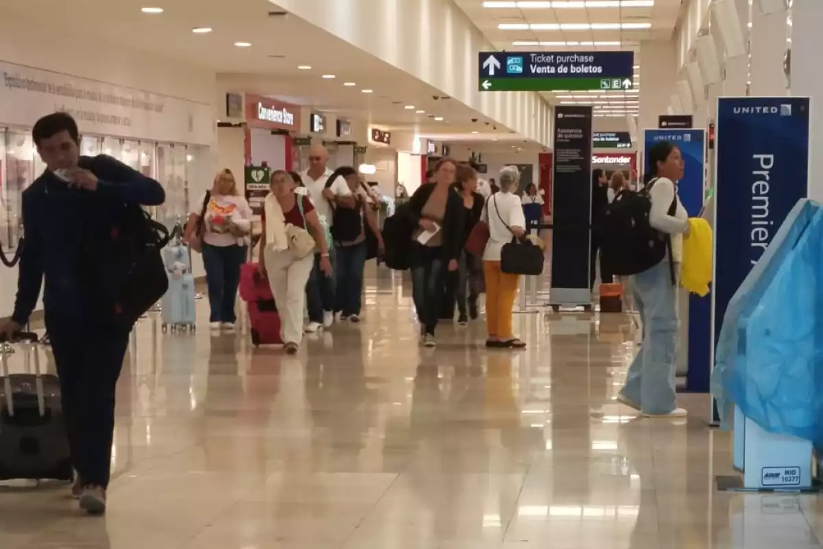 Aeropuerto de Mérida arranca el fin de semana con jornada de vuelos adelantados - PorEsto